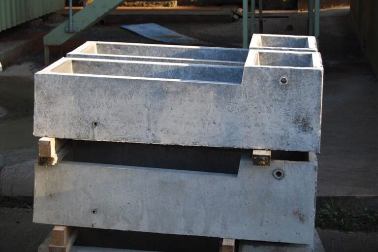 Drinkers - Tracey Concrete